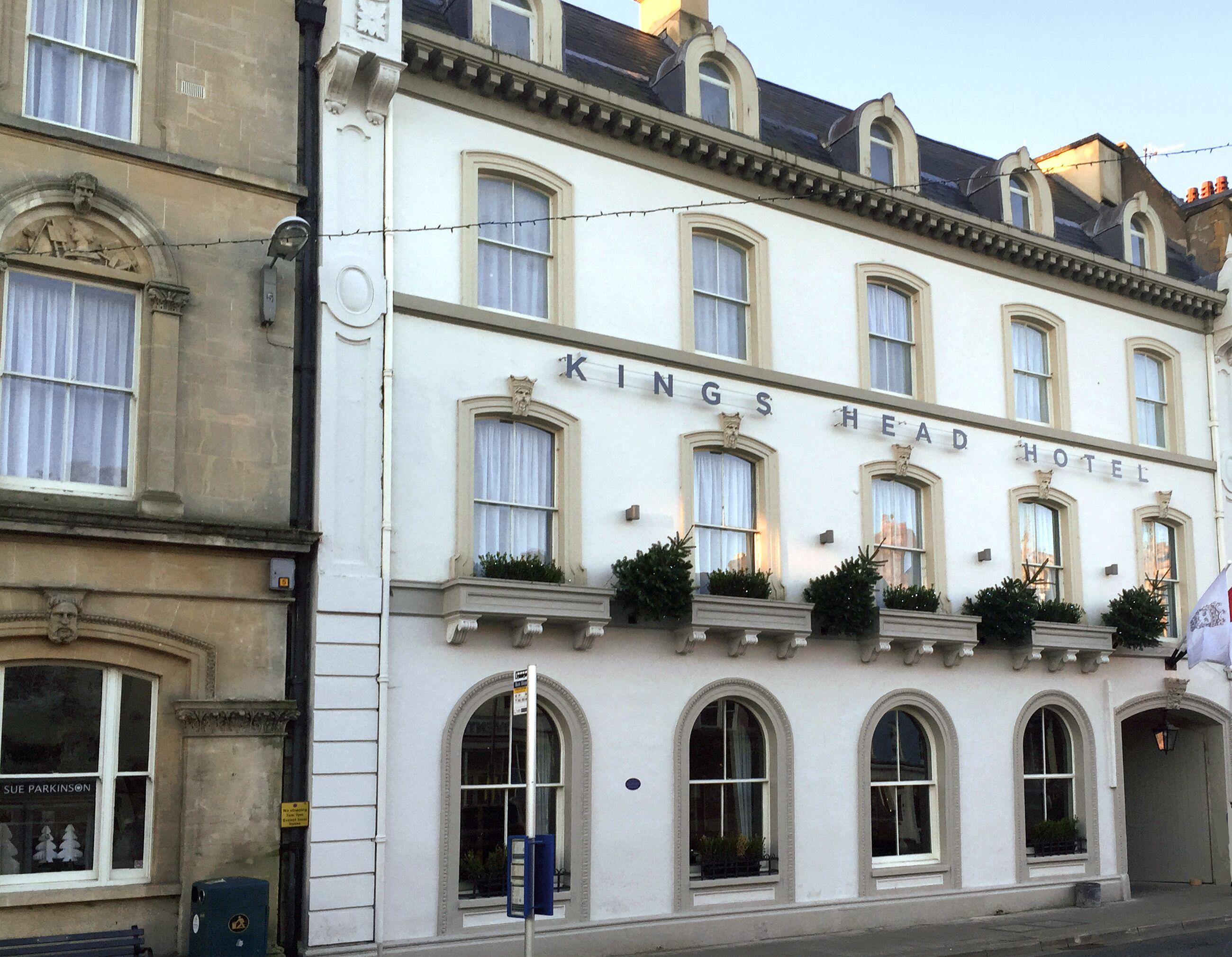 HOTEL KINGS HEAD | ⋆⋆⋆⋆ | CIRENCESTER, UNITED KINGDOM | SEASON DEALS ...